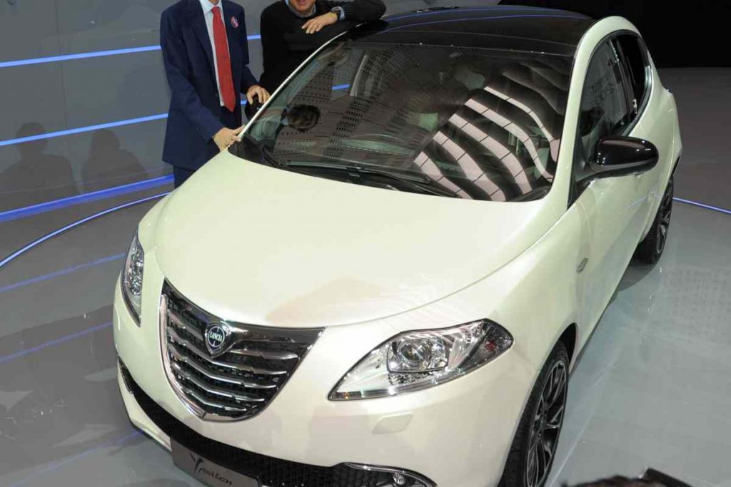 Lancia Ypsilon Torna In Veste Nuova Italiani Impazziti è Un Bolide