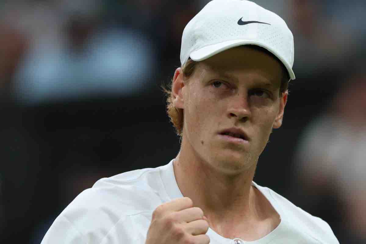 Jannik Sinner, sapete che auto guida? L'ha scelta davvero potente - www ... Jannik Sinner, sapete che auto guida? L'ha scelta davvero potente - www ...