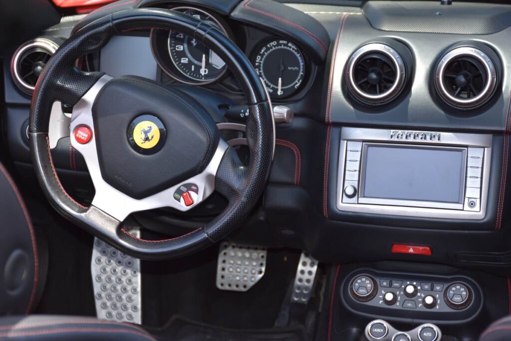 Ferrari, che sistemi audio monta? Svelato il grande mistero - www ...